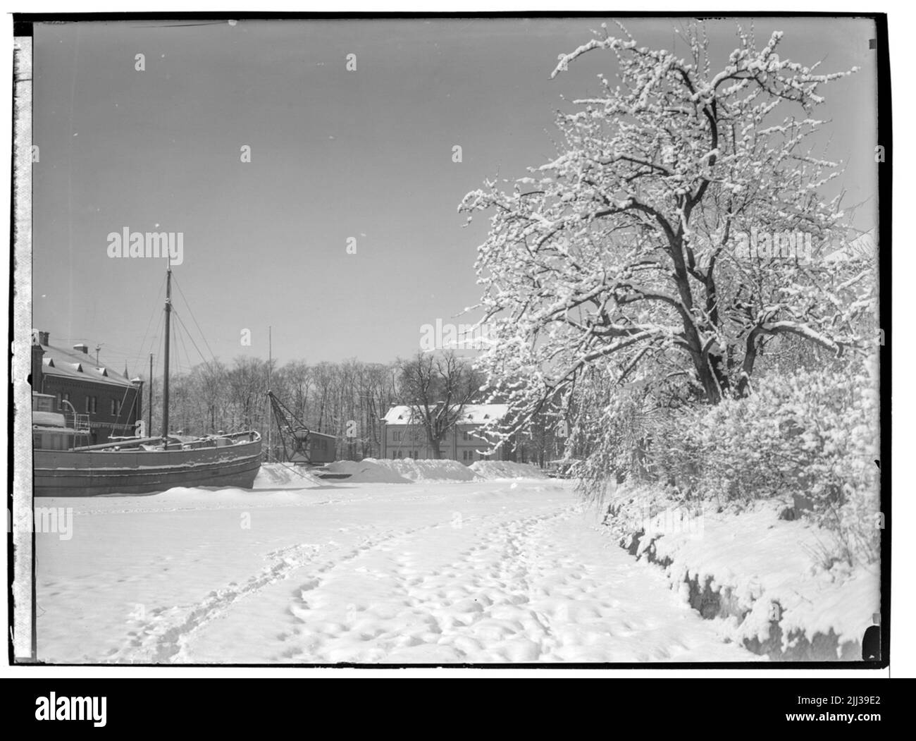 Winter coastal scene view Black and White Stock Photos & Images - Alamy