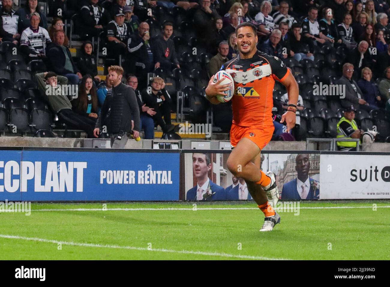 Bureta Faraimo #5 of Castleford Tigers runs the length of the pitch to ...