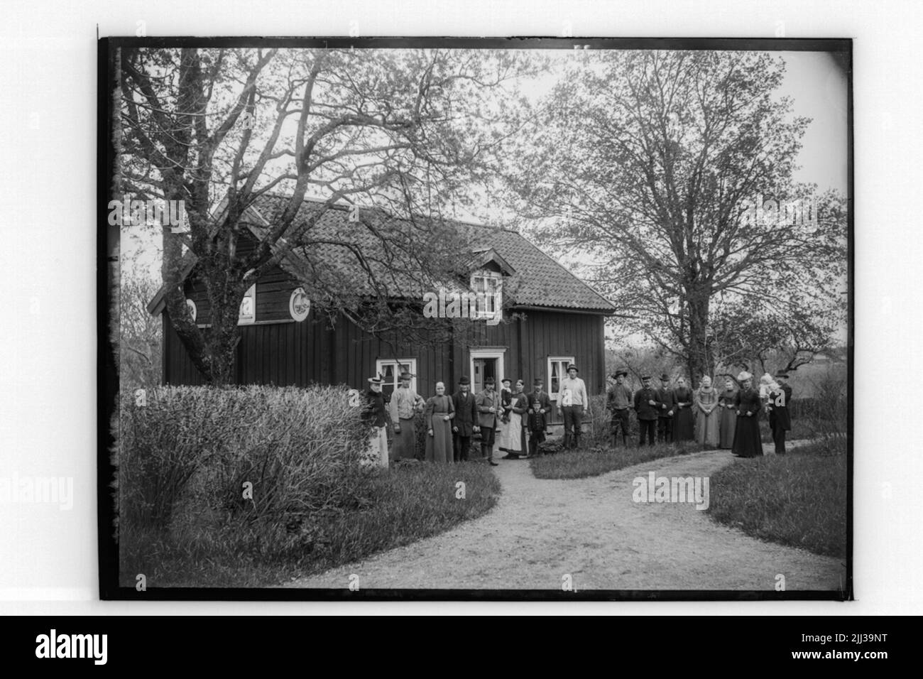 Building, 19 people. Church Pastor Nordström Stock Photo - Alamy