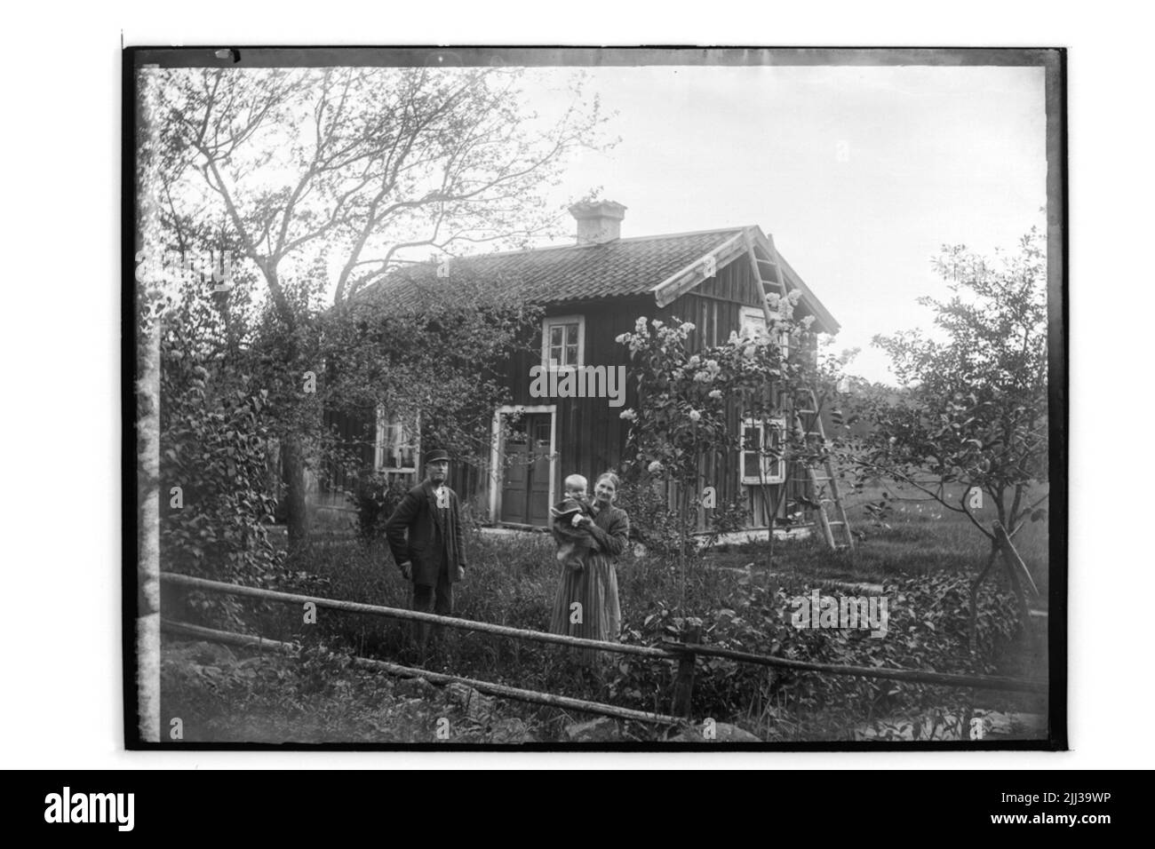 3 building Cut Out Stock Images & Pictures - Alamy