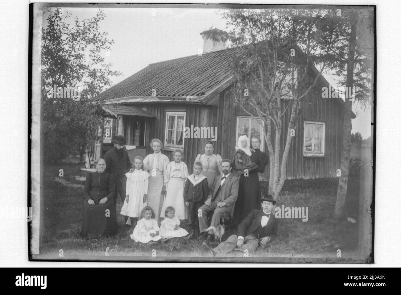 Community painting building Black and White Stock Photos & Images - Alamy