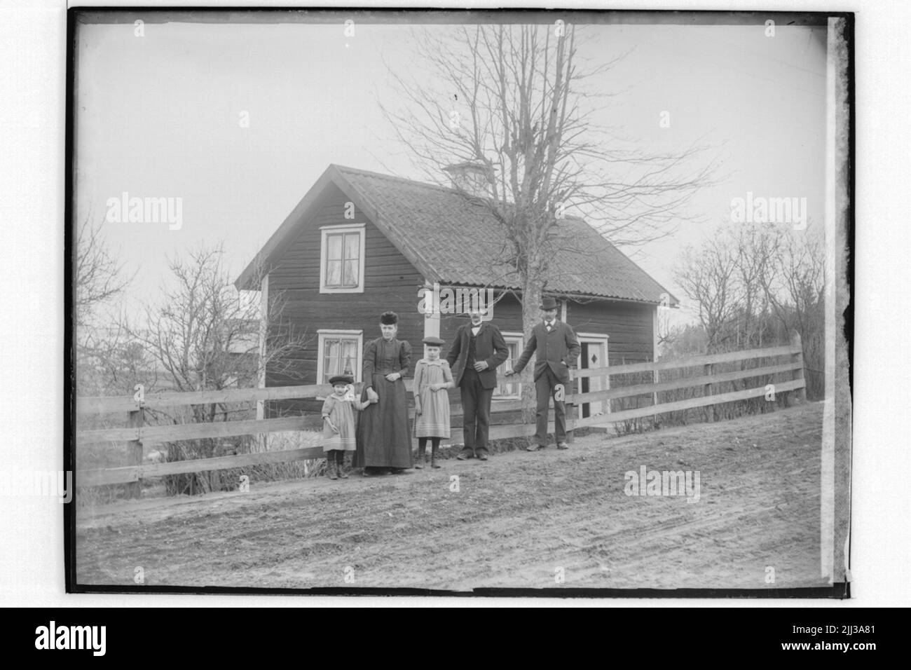 Building people interior working hi-res stock photography and images ...