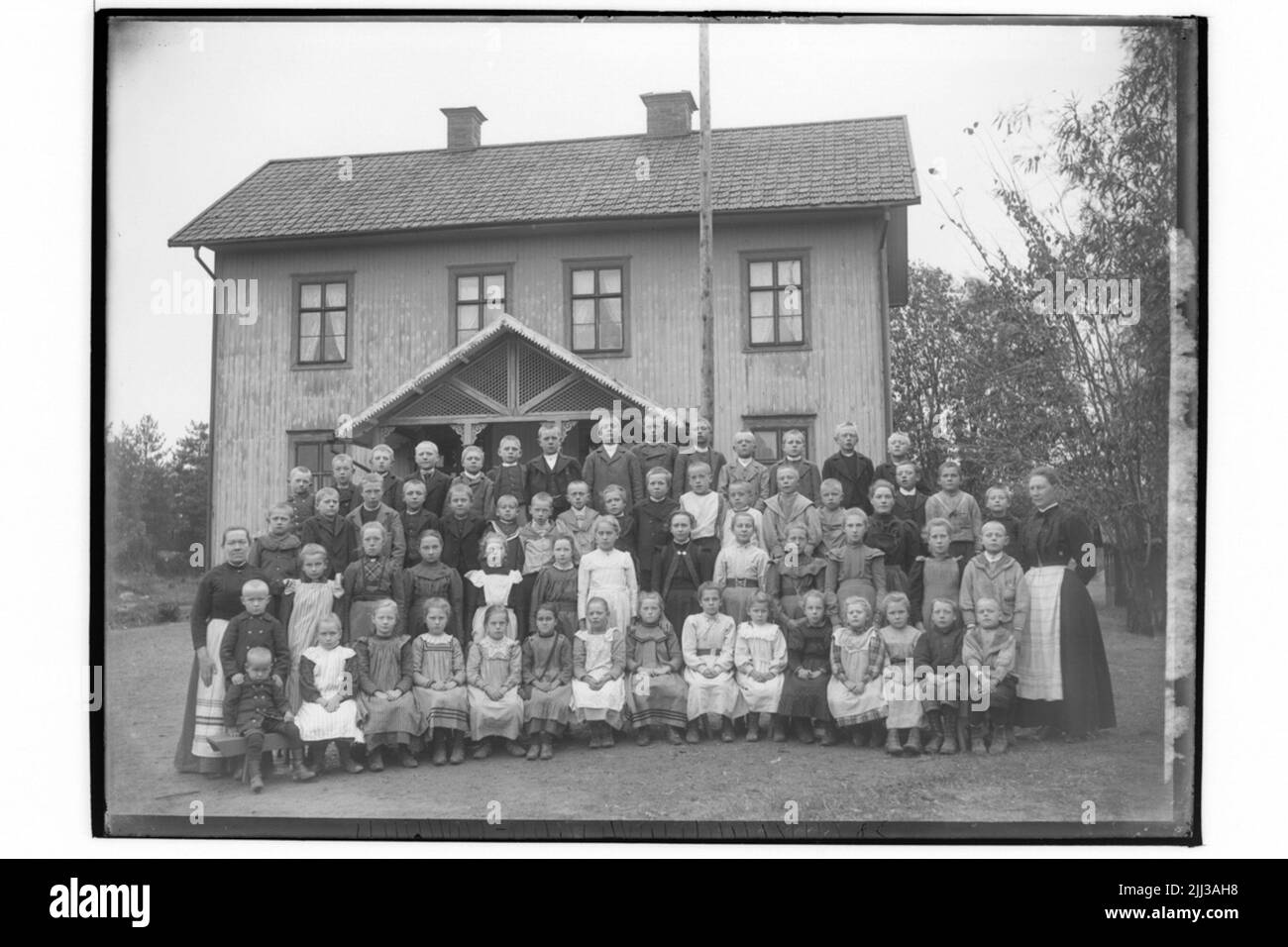 1950s school building Cut Out Stock Images & Pictures - Alamy