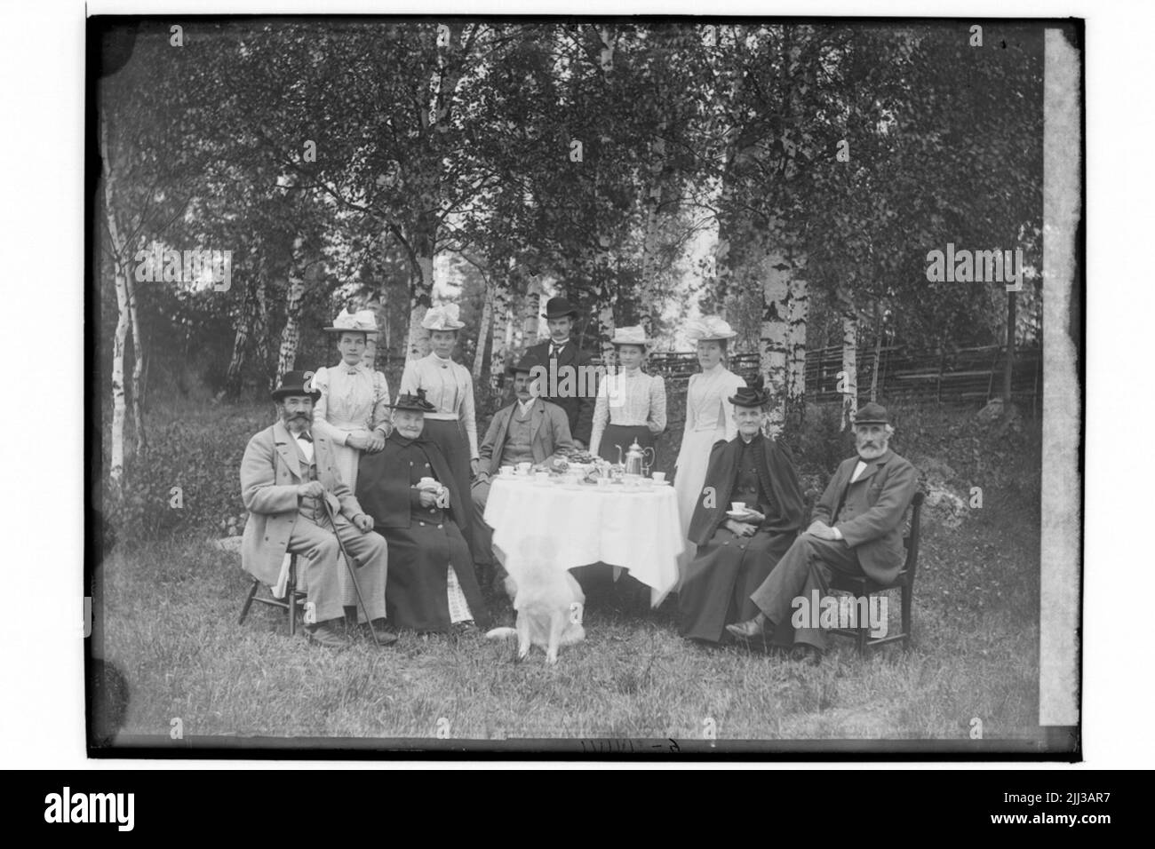 Host table Black and White Stock Photos & Images - Alamy