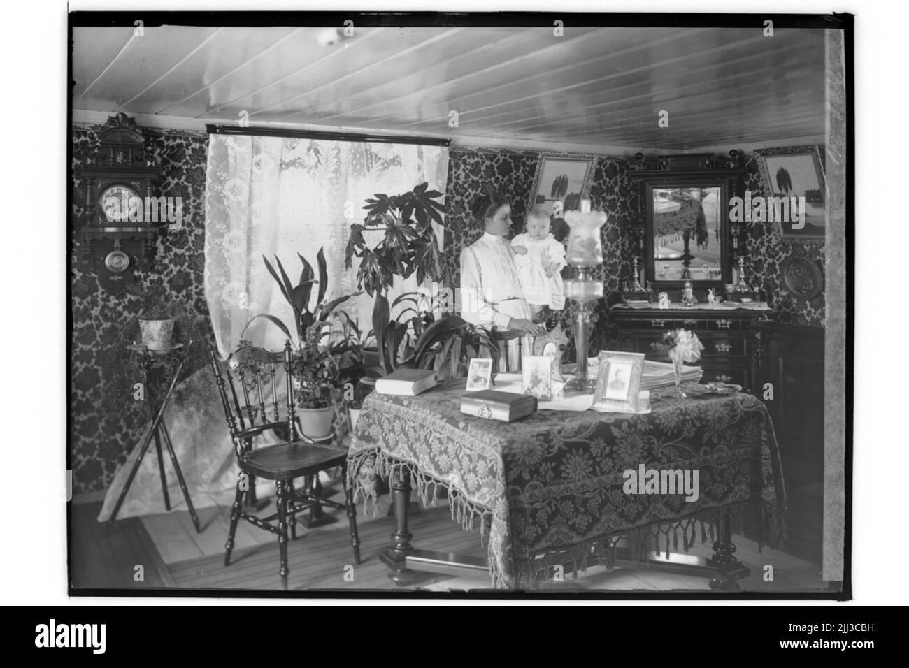 Mother room Black and White Stock Photos & Images - Alamy