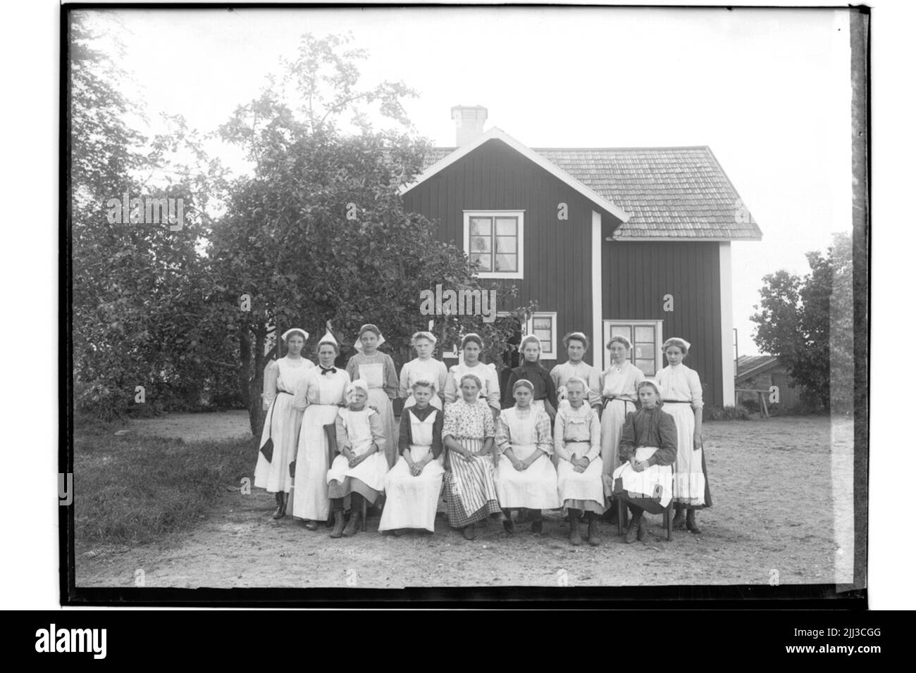 Residential building, group 15 persons. Body Stock Photo - Alamy