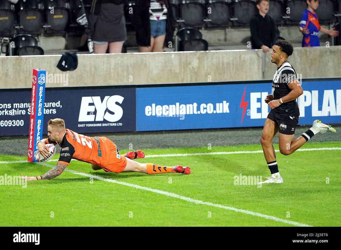 Alex sutcliffe castleford hi-res stock photography and images - Alamy