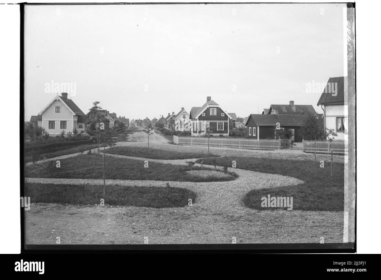 Half story hi-res stock photography and images - Alamy