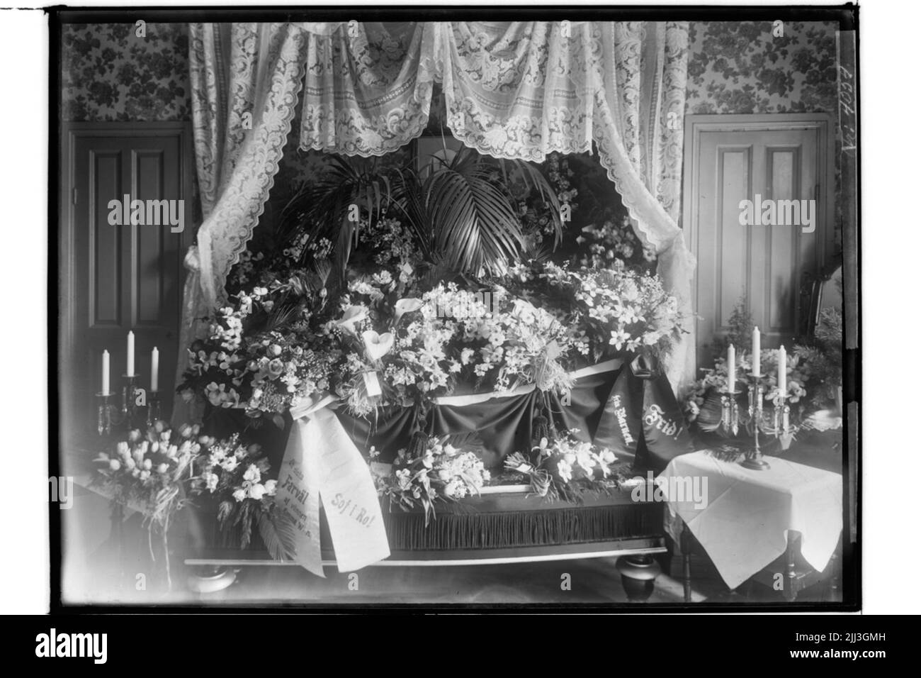 Funeral, corpse with flowers.mimmi Heldenstedt Stock Photo - Alamy