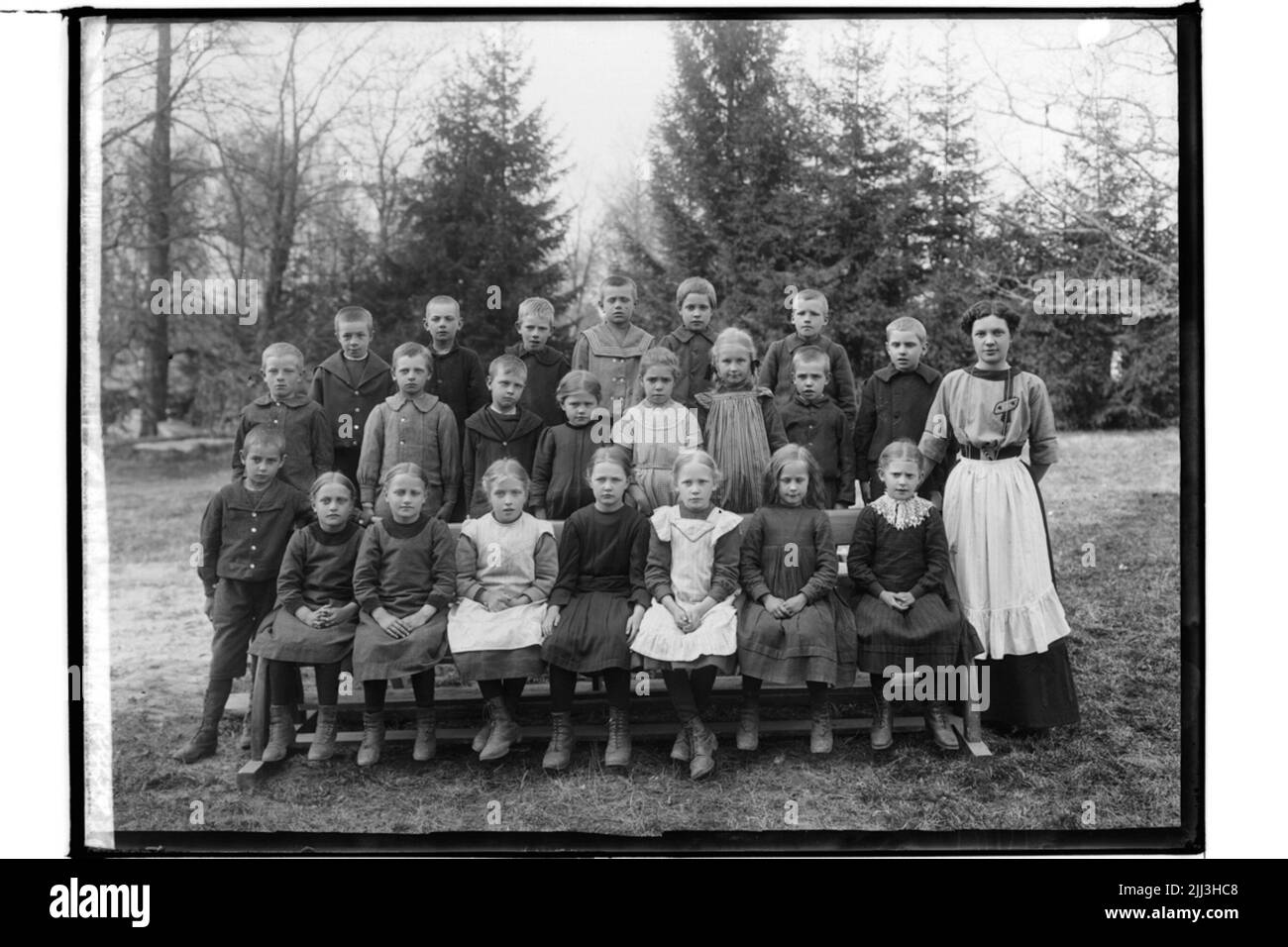 Lillkyrka school, 22 school children and teacher Miss Frida Olsson ...