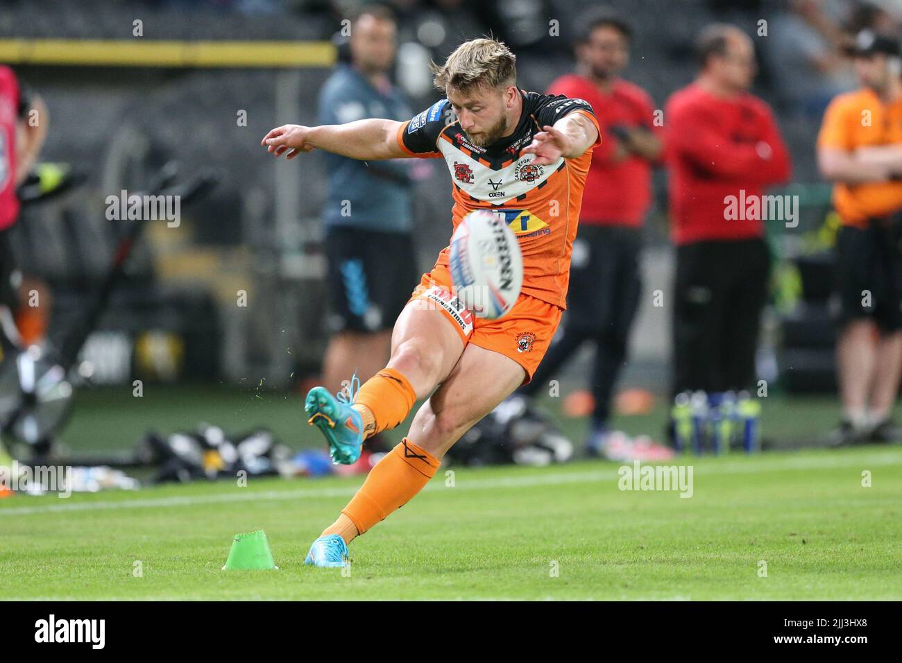 Danny Richardson #7 of Castleford Tigers kicks the conversion kick ...