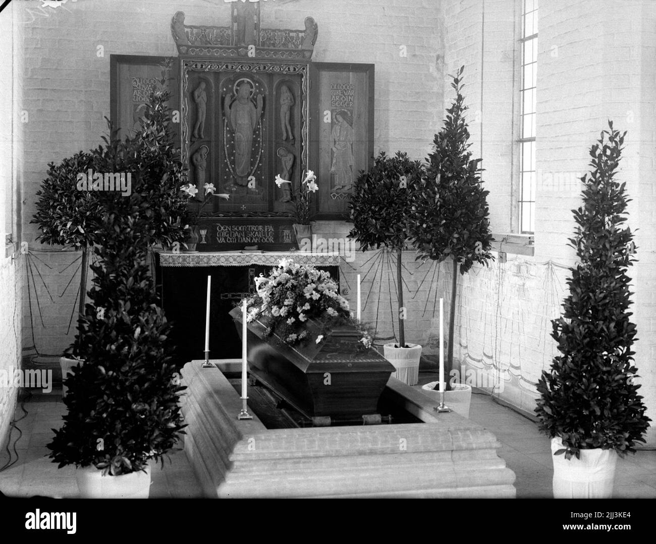The crematorium (?), Funeral Stock Photo - Alamy