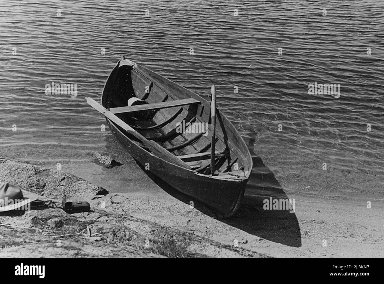 Three junction Black and White Stock Photos & Images - Alamy