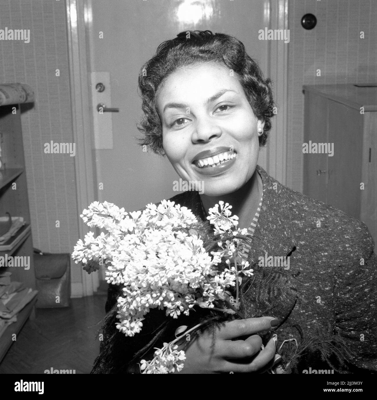 Maria Lang I Nora. January 1956 Stock Photo - Alamy