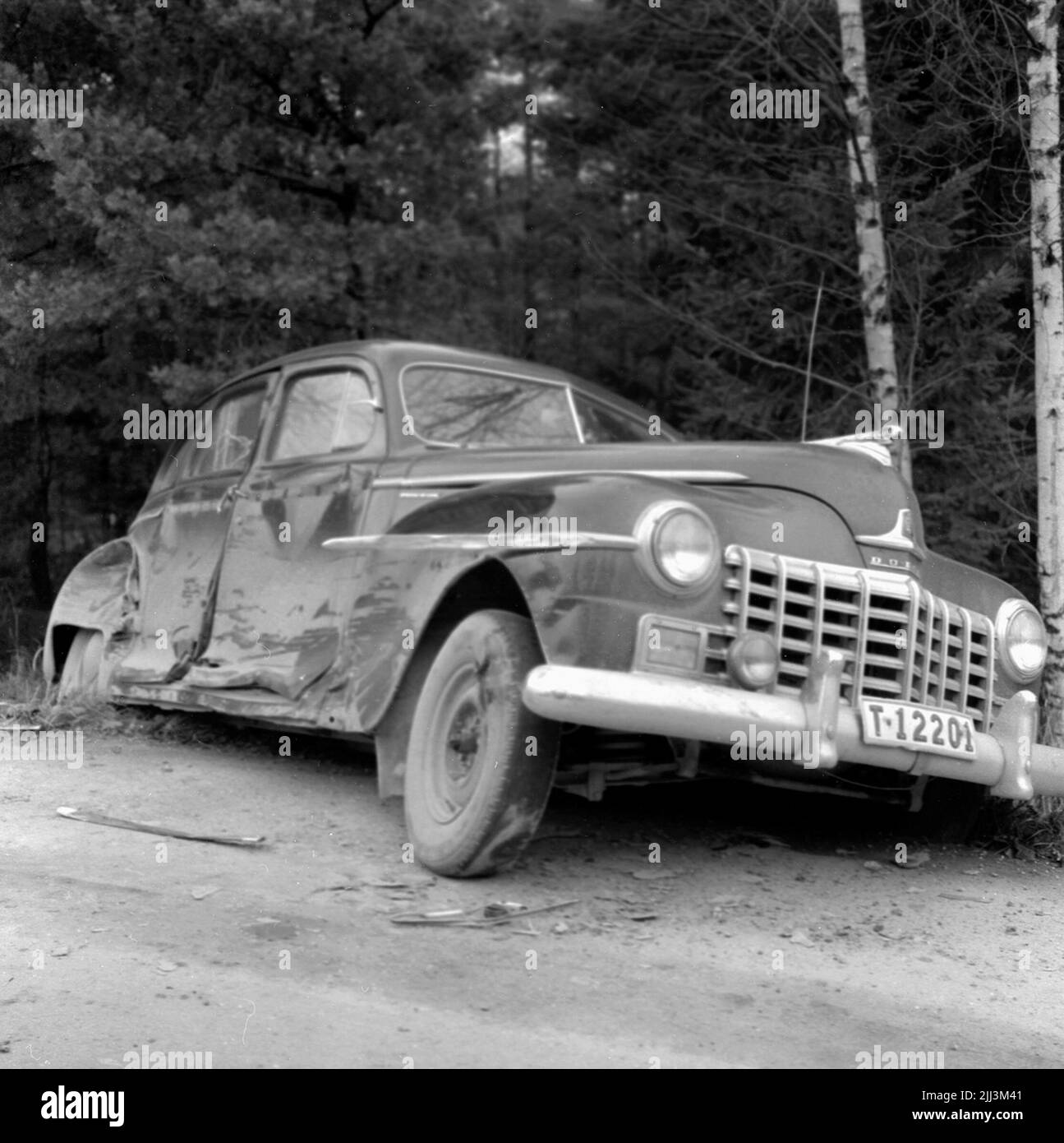 Car crash on Kumlavägen.5 November 1955 Stock Photo - Alamy