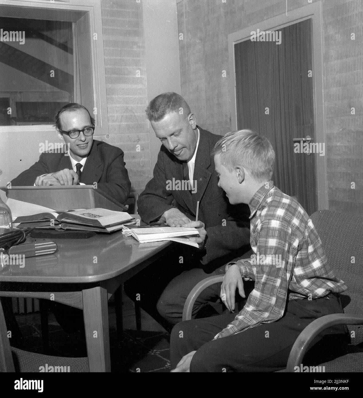 17 century people Black and White Stock Photos & Images - Alamy