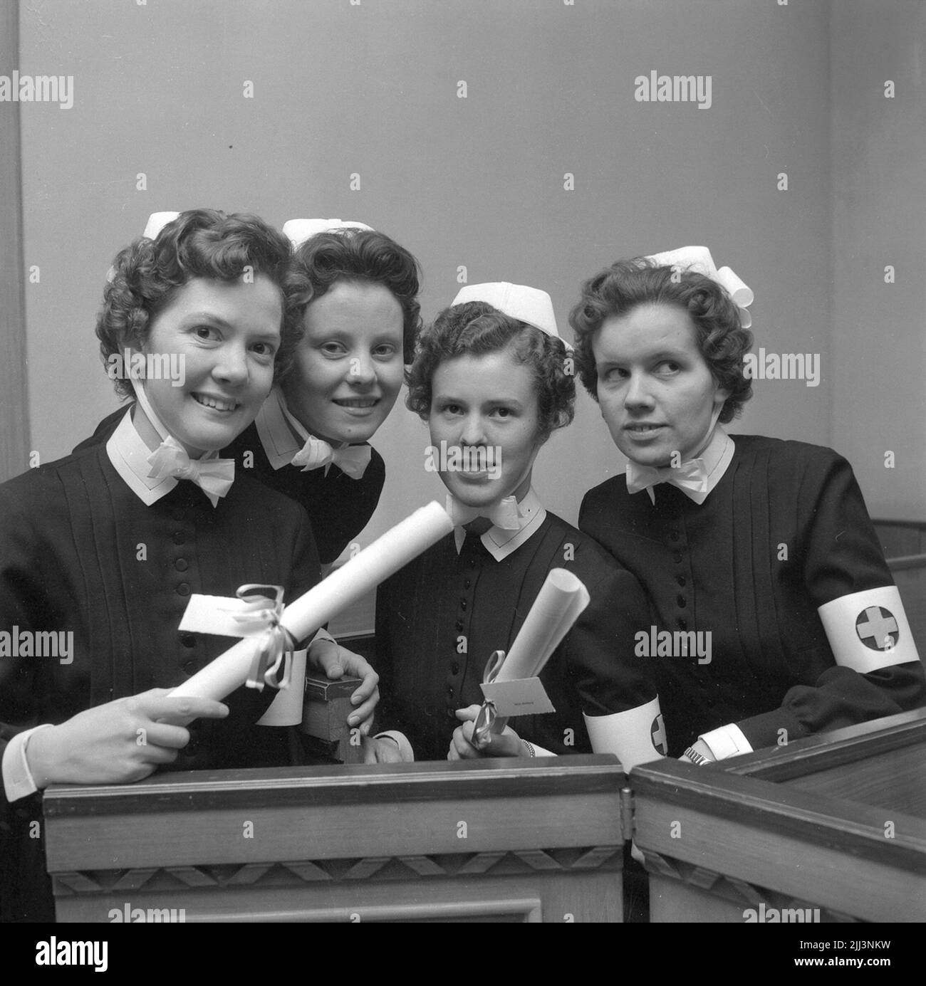 Women nurses historic hi-res stock photography and images - Alamy