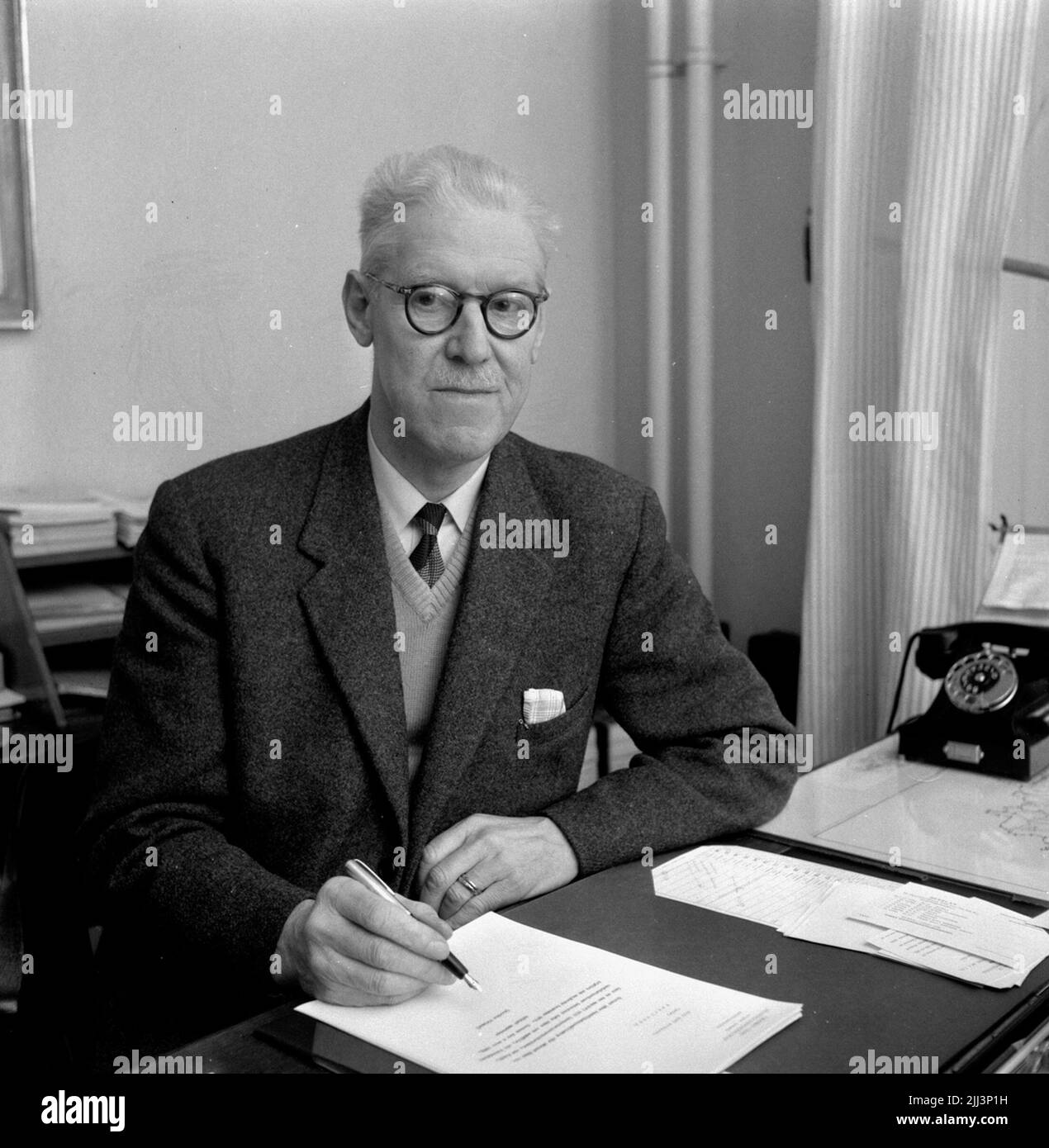 Director Friman resigns.7 March 1959 Stock Photo - Alamy