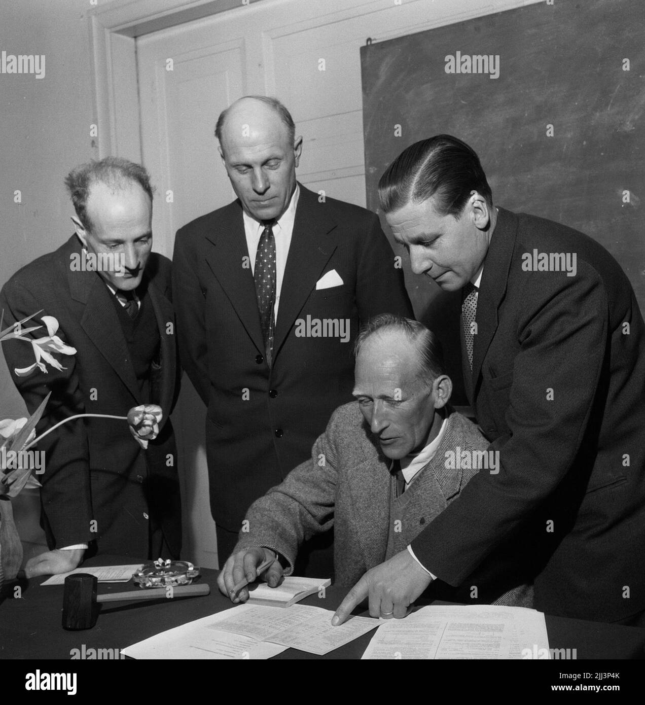 Tenant engagement hi-res stock photography and images - Alamy