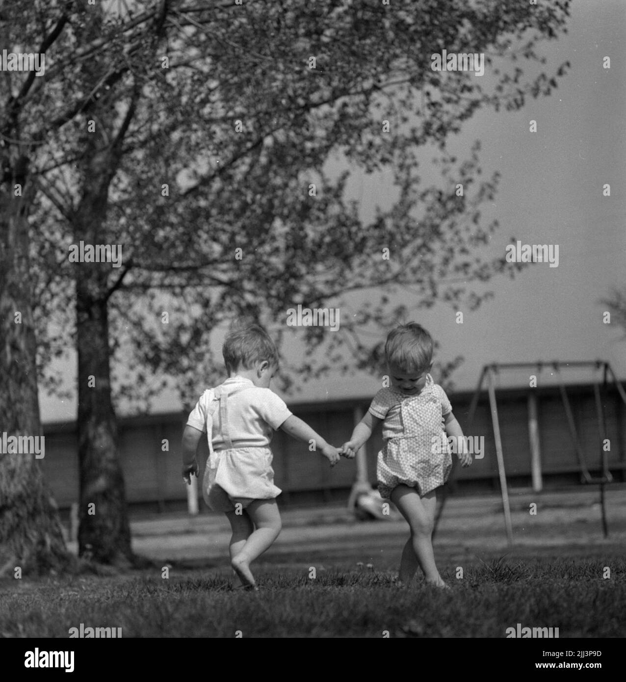 Strand date Black and White Stock Photos & Images - Alamy