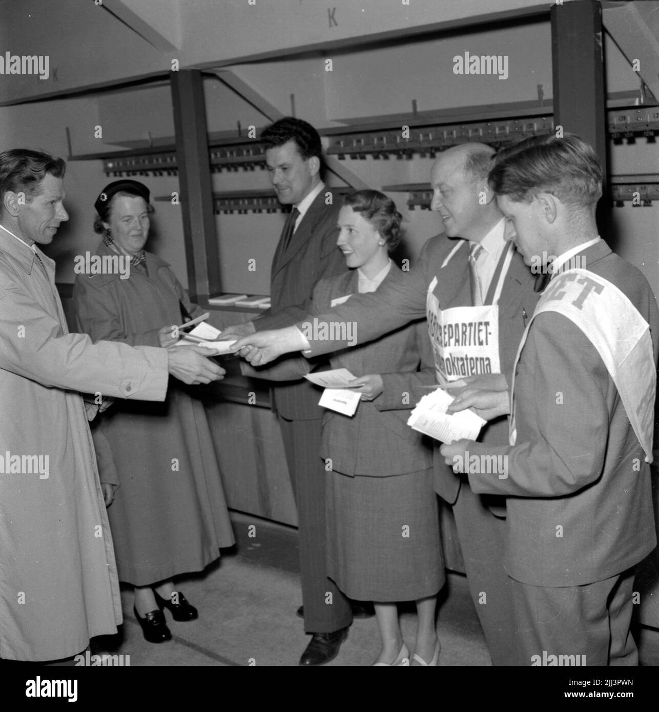 Electionprocess hi-res stock photography and images - Alamy