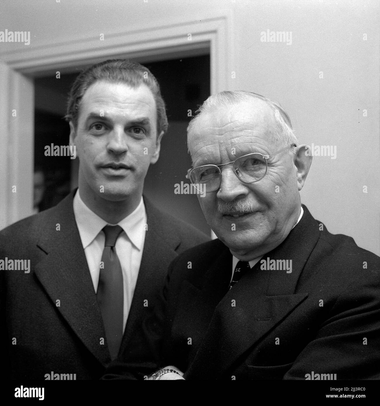 Lewi Black and White Stock Photos & Images - Alamy