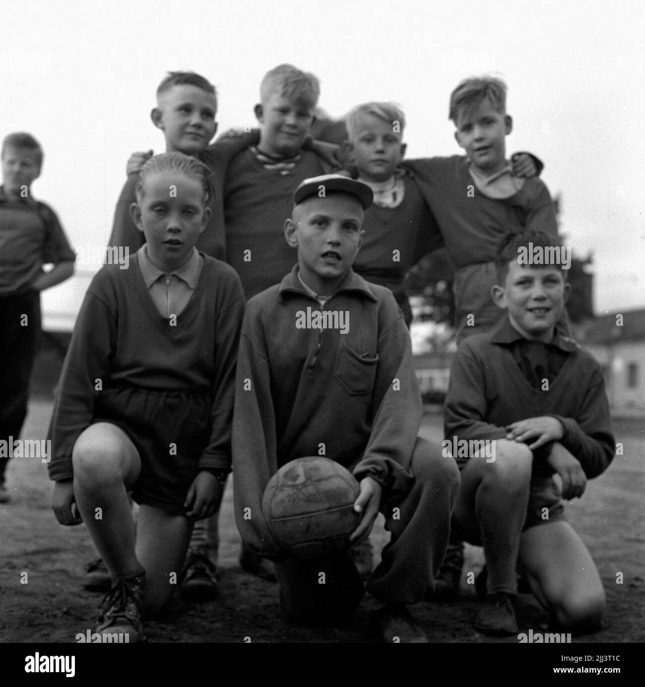 Children football team Black and White Stock Photos & Images - Alamy