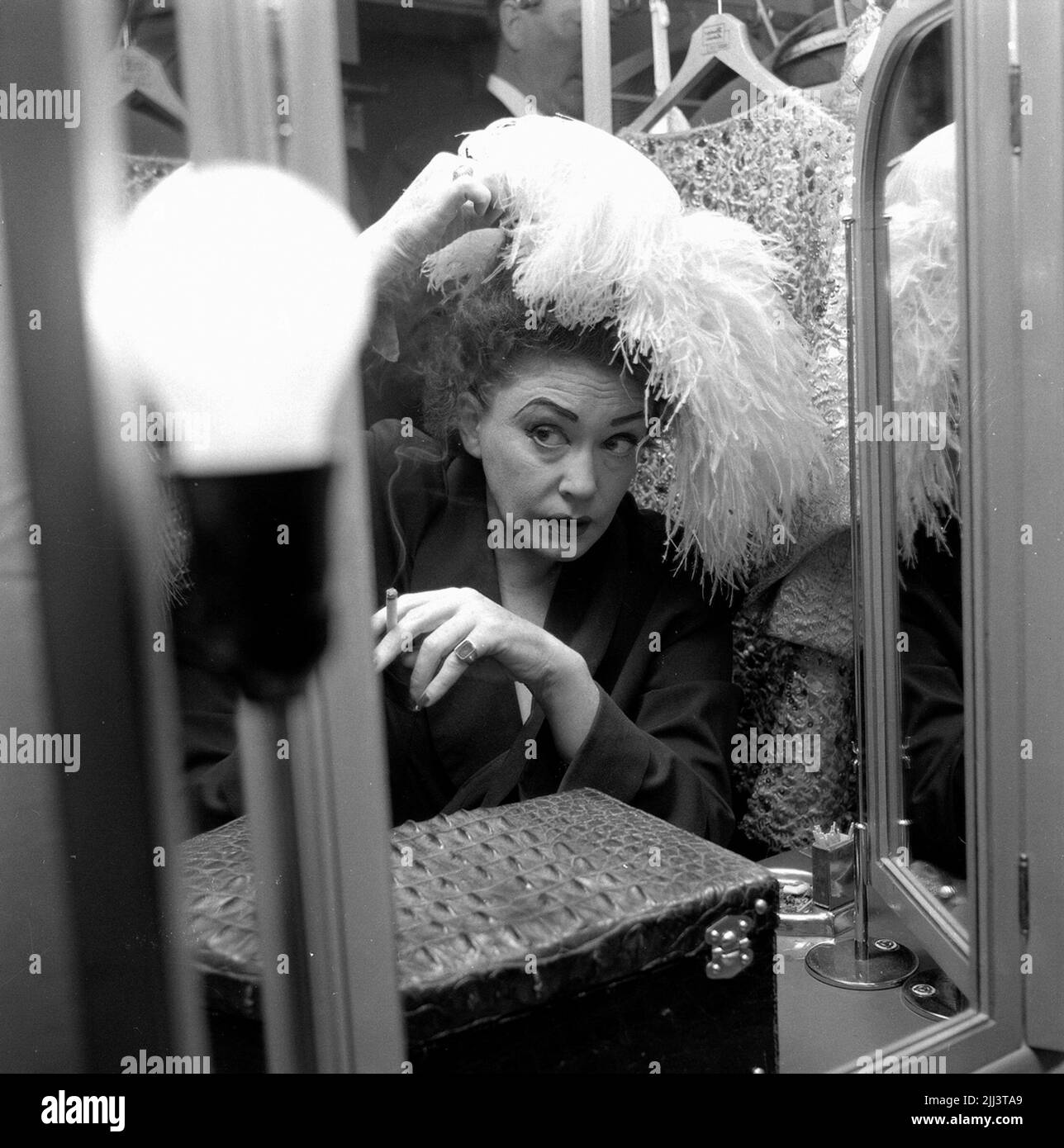 Zarah leander film hi-res stock photography and images - Alamy