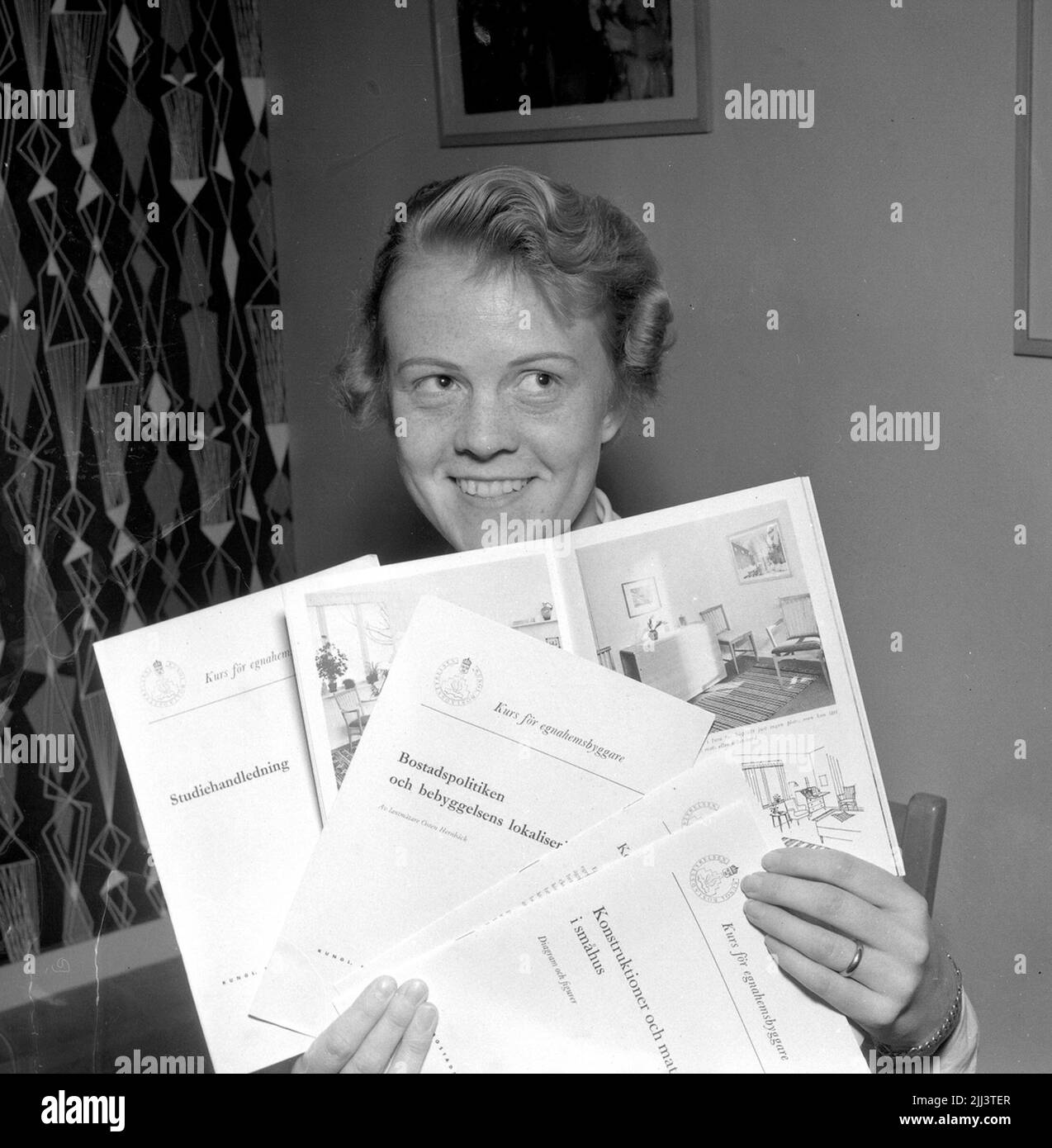 November 1956 hi-res stock photography and images - Alamy