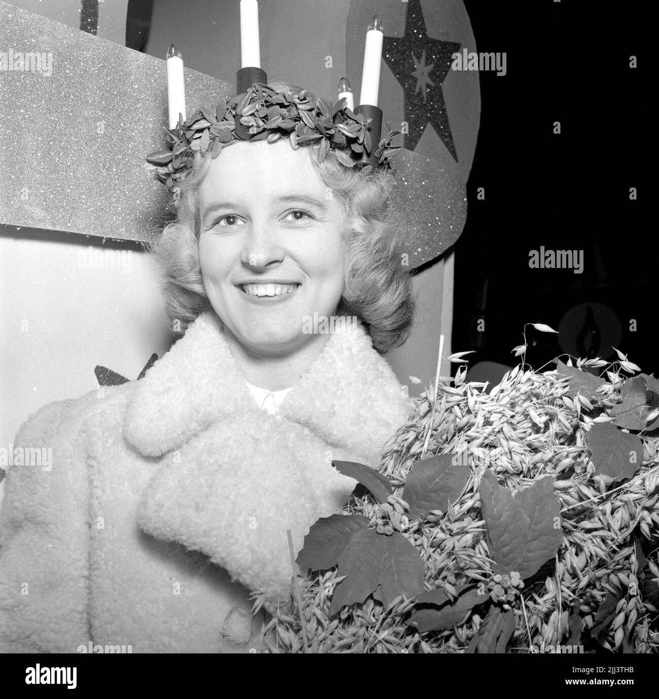 December 1956 hi-res stock photography and images - Alamy