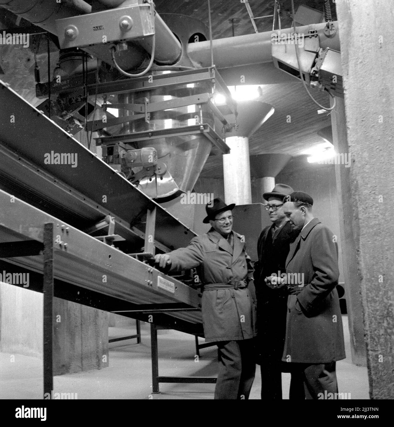 Hammars Glasbruk.december 1956 Stock Photo - Alamy