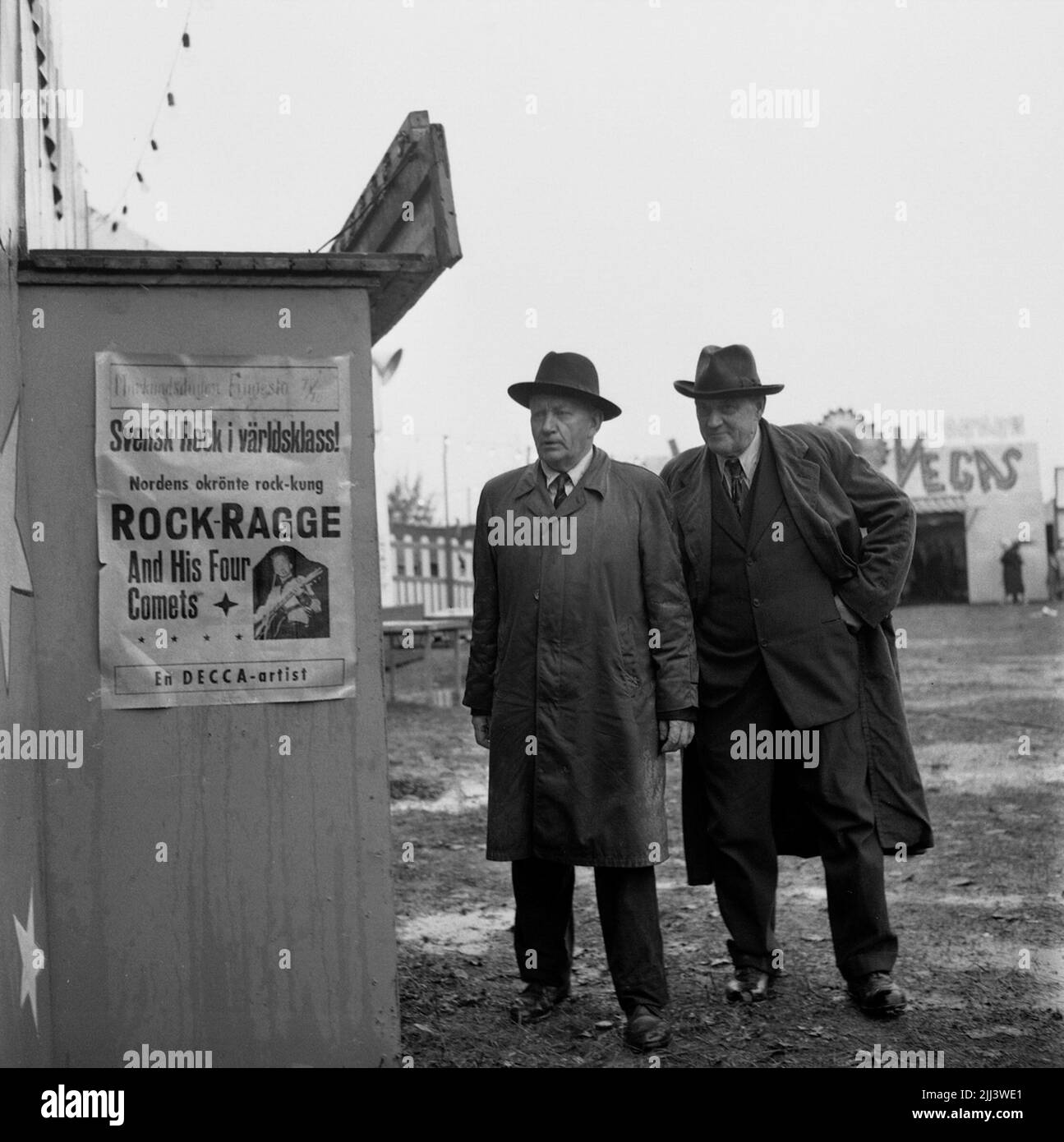 True market. 8 October 1958 Stock Photo - Alamy