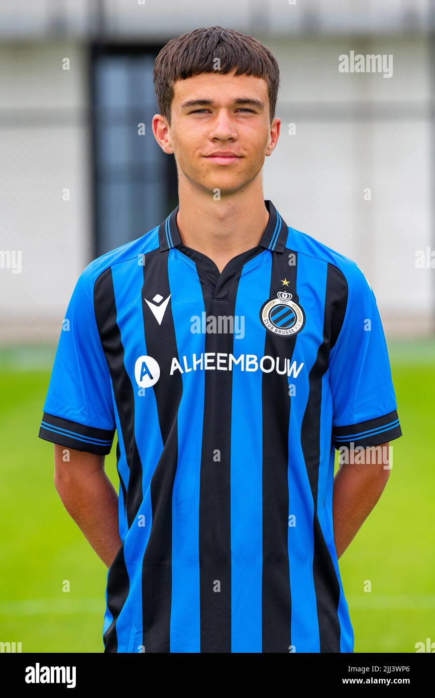 ATTENTION EDITORS - EMBARGO ON PUBLICATION TILL SUPERCUP MATCH ON ...