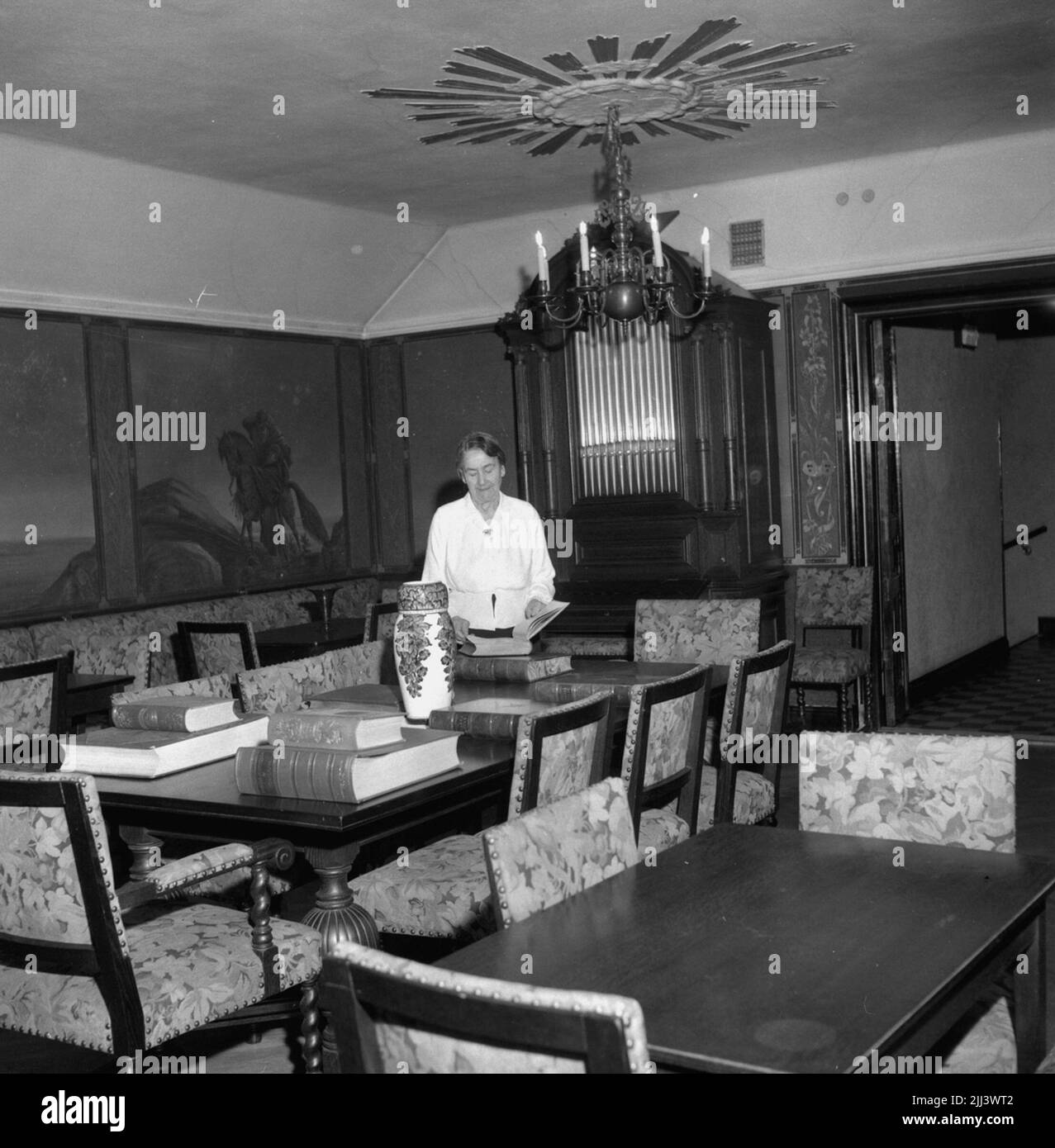 November 7 1958 hi-res stock photography and images - Alamy