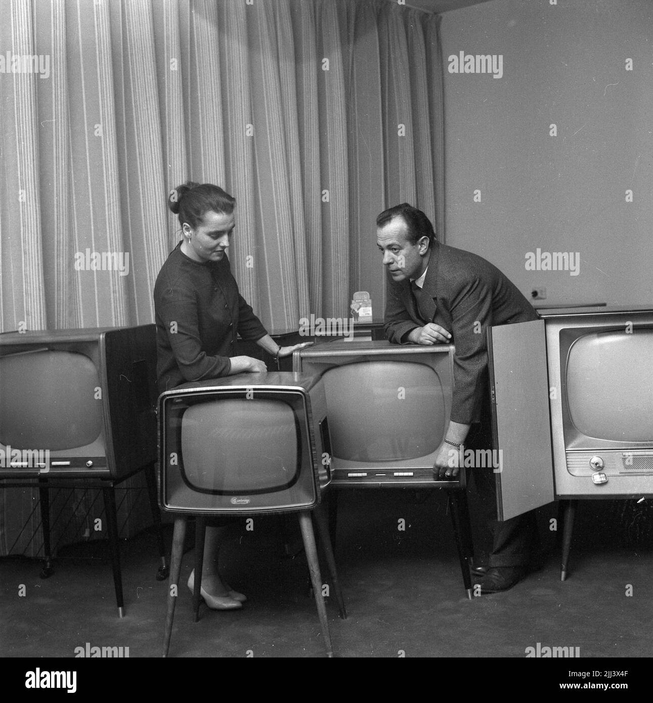 Lord Radio-TV.20 November 1958 Stock Photo - Alamy