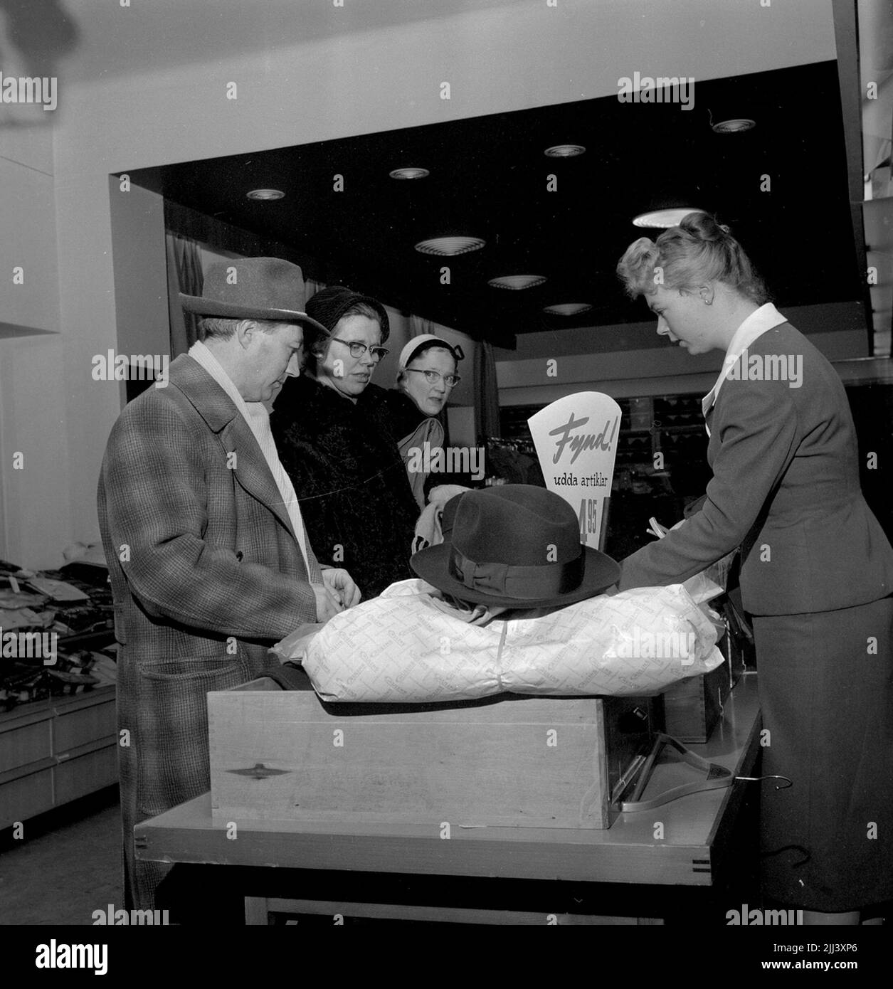 1959 the report hi-res stock photography and images - Alamy