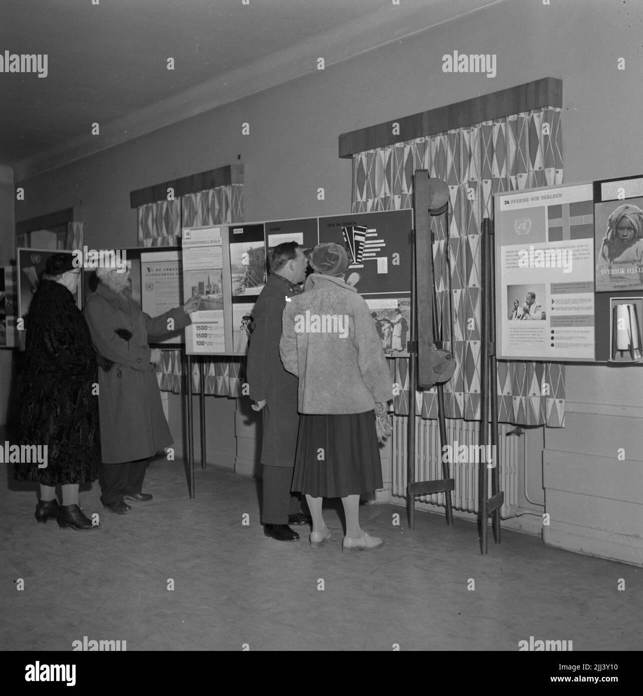 Red crosss hi-res stock photography and images - Alamy