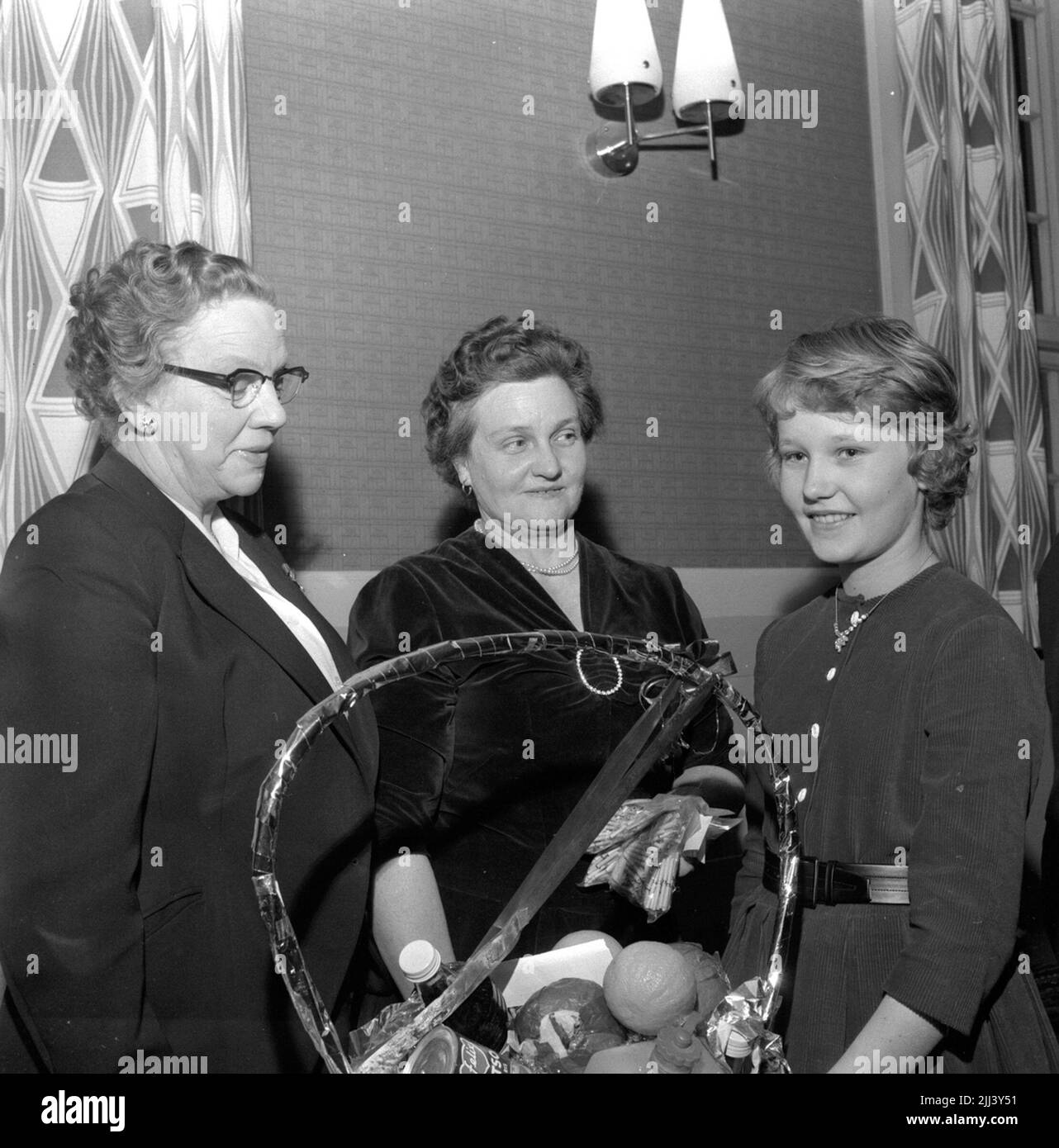 12 march 1959 Black and White Stock Photos & Images - Alamy