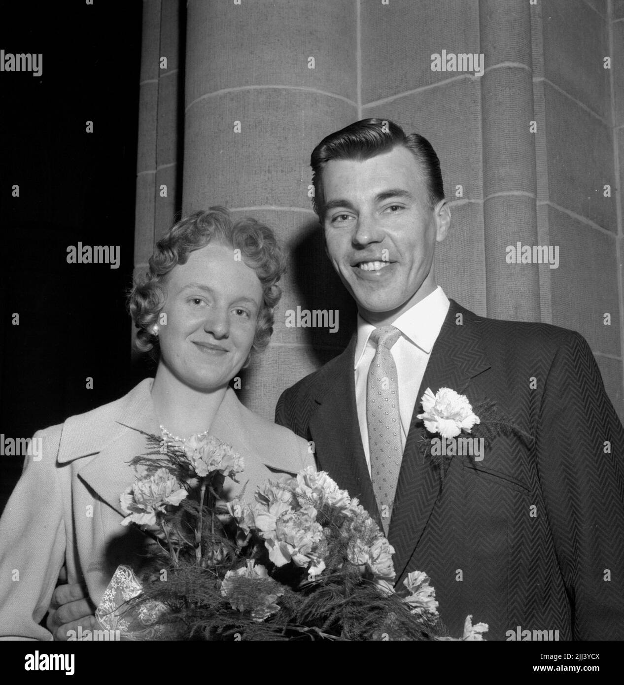 Bridal couple for the UN.31 March 1959 Stock Photo - Alamy