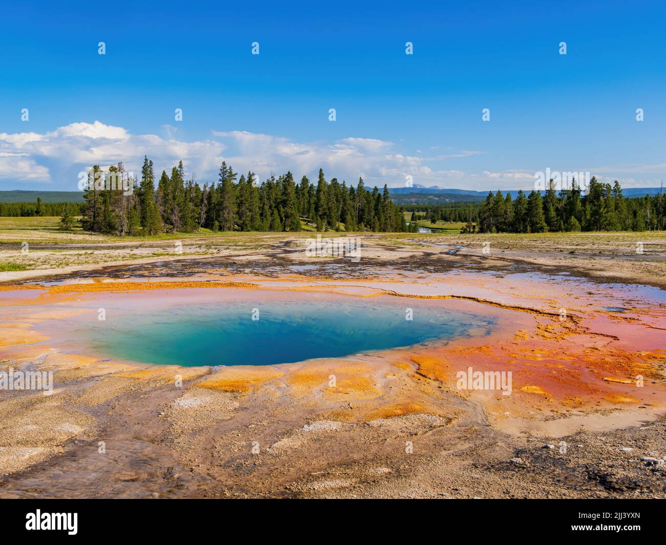 Sunny view of the beautiful Opal Pool at Wyoming Stock Photo - Alamy