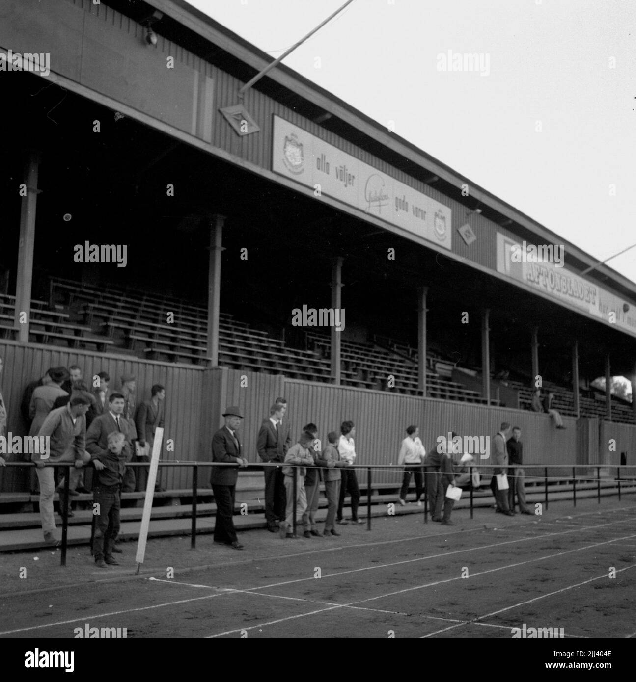 Action premiere Black and White Stock Photos & Images - Alamy