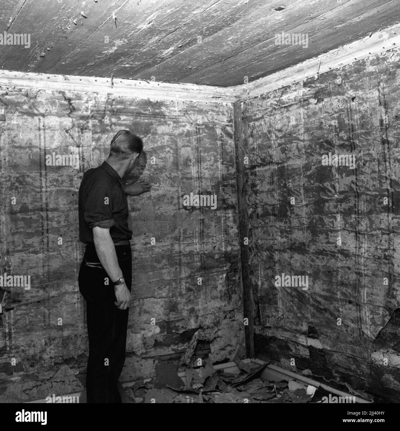 Old wooden house facade Black and White Stock Photos & Images - Alamy