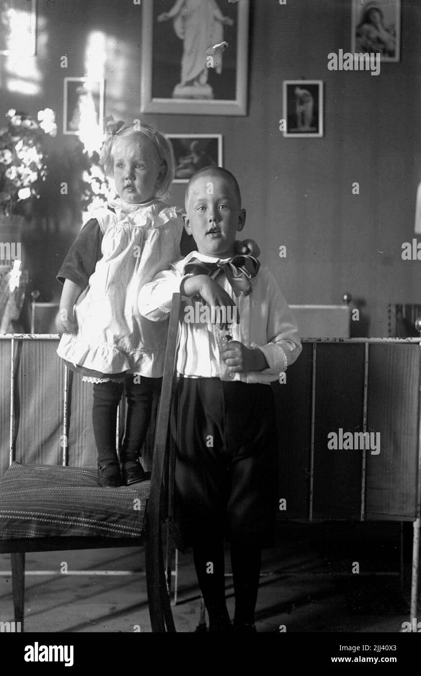 Next door girl Black and White Stock Photos & Images - Alamy