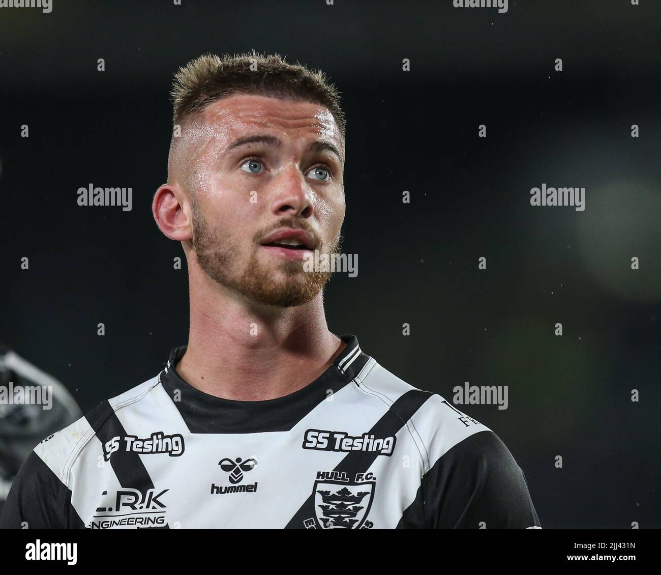 Jack Walker #36 of Hull FC looks up at the big screen Stock Photo - Alamy