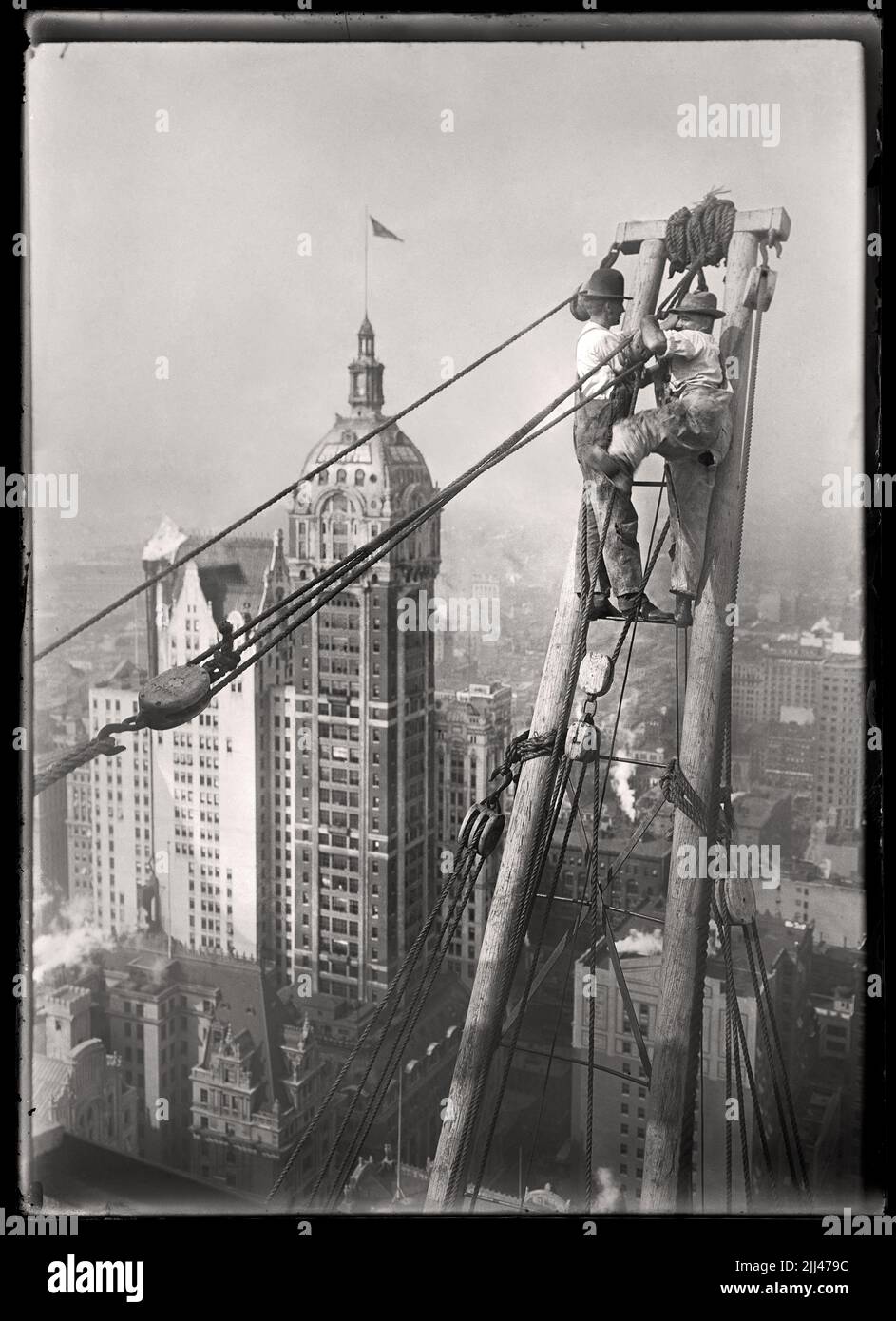New york skyscraper workers hi-res stock photography and images - Alamy