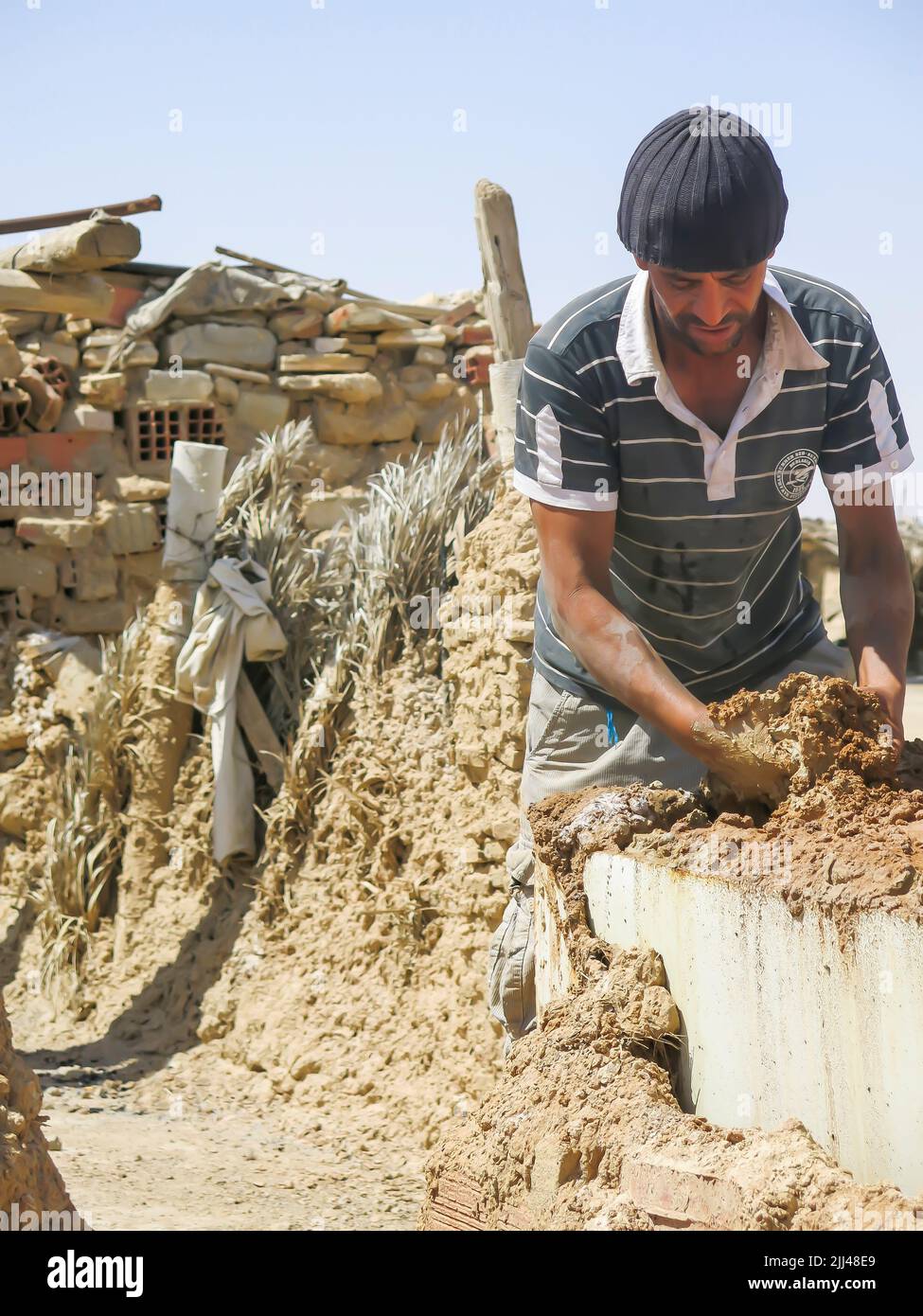 Brickmaking hi-res stock photography and images - Alamy