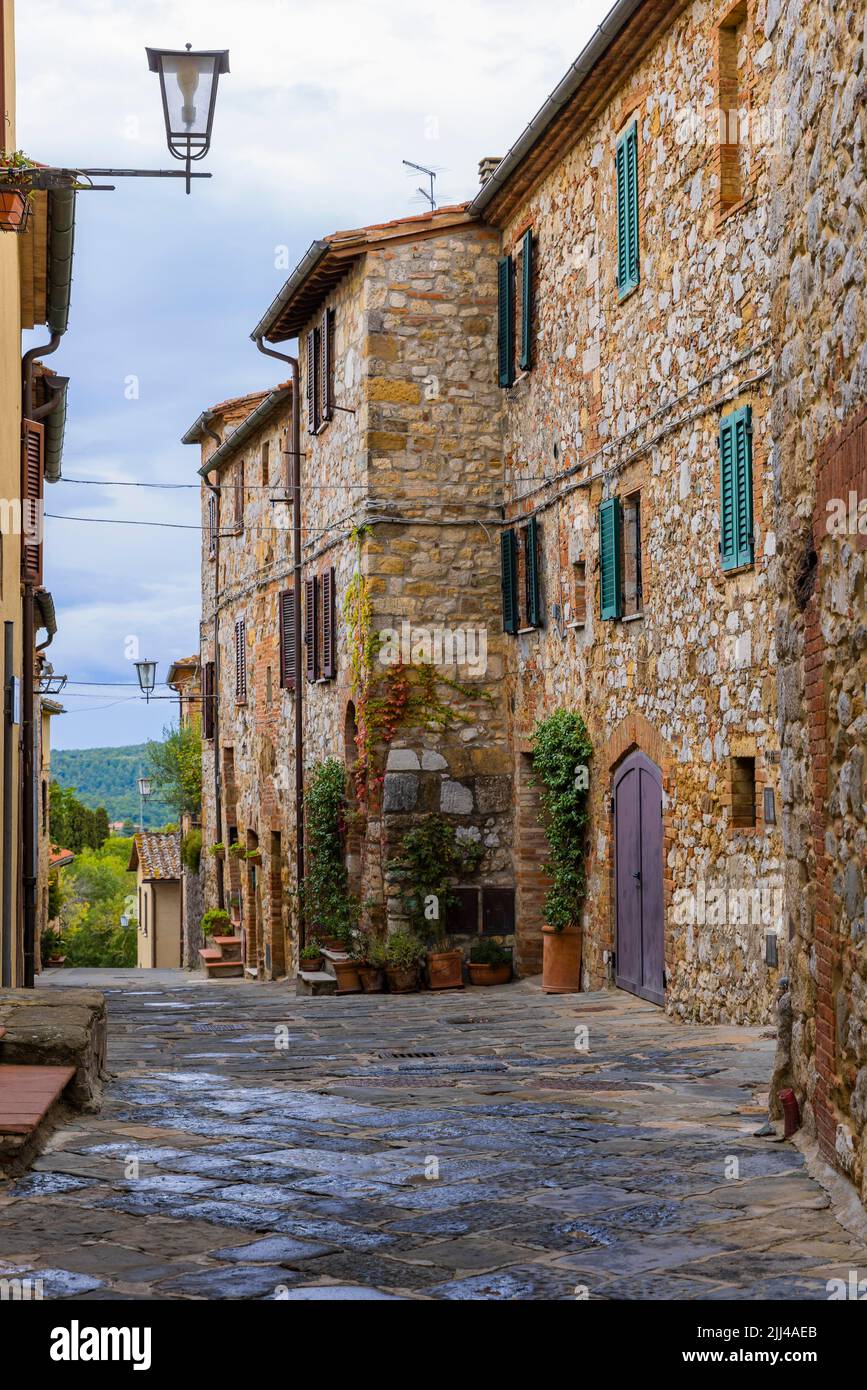 Old stone houses in an alley, Montefollonico, Tuscany, Italy Stock ...