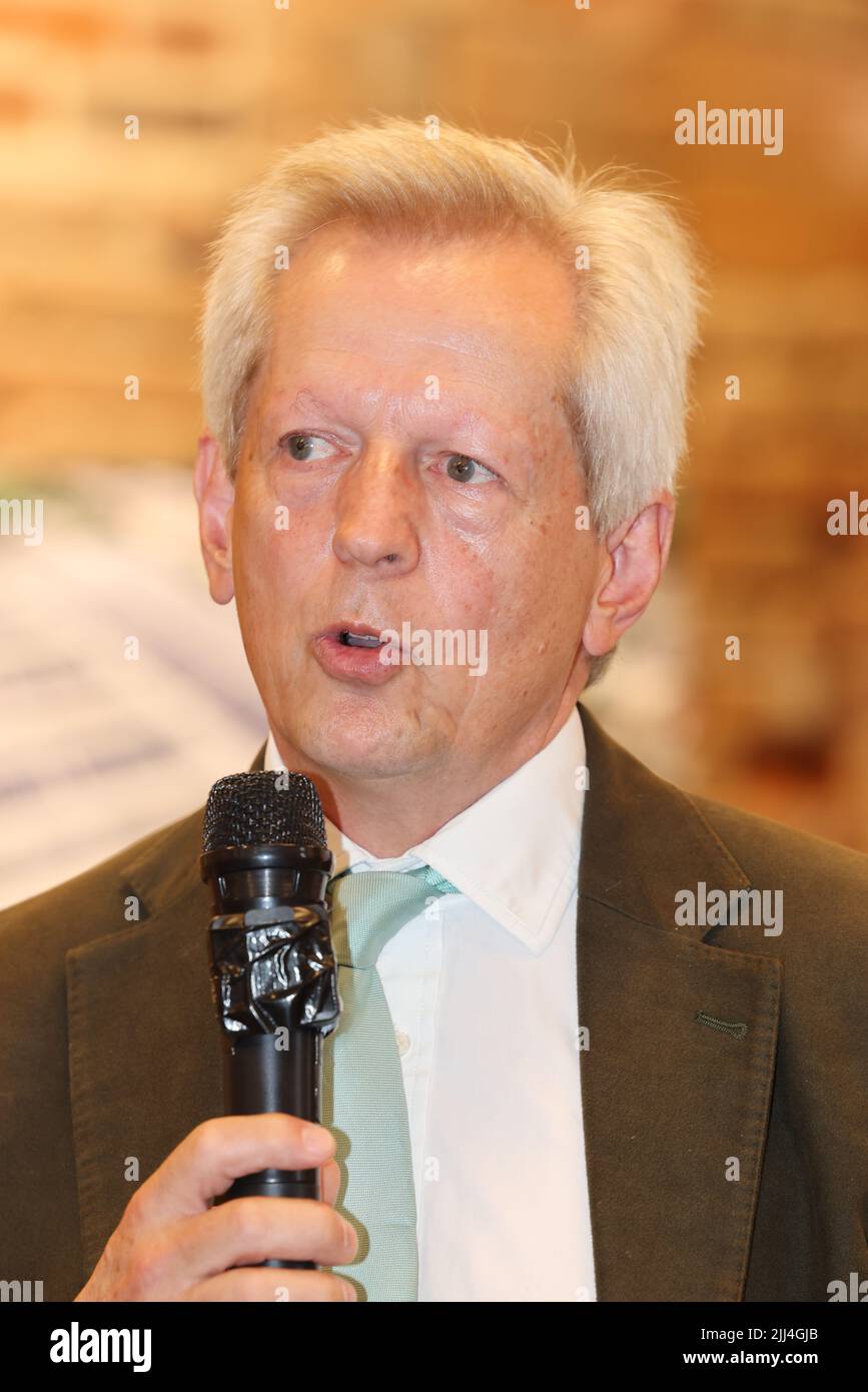 John ogilvie hi-res stock photography and images - Alamy