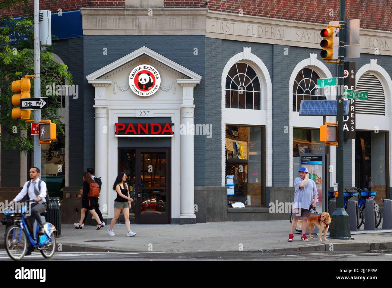 Panda Express, 237 1st Ave, New York, NYC storefront photo of a fast ...