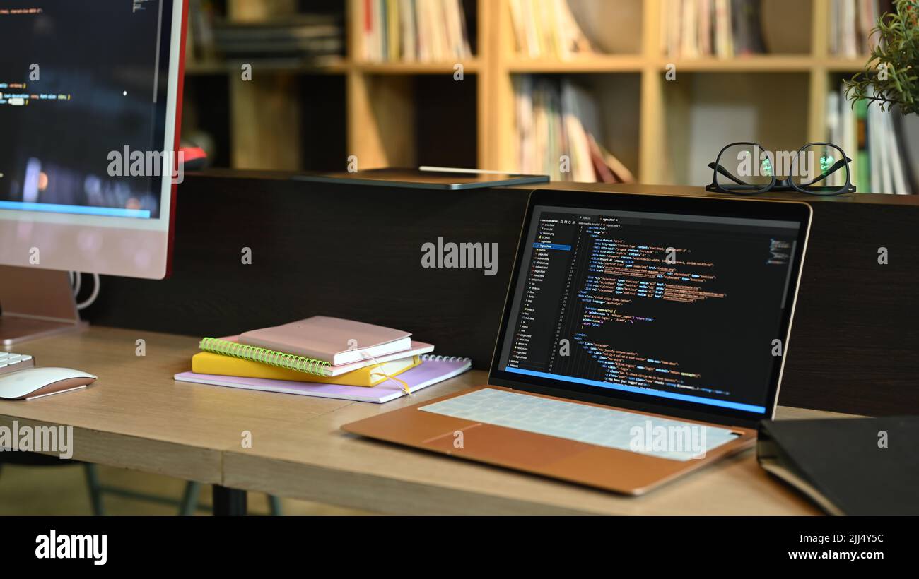 Computer desk coding application hi-res stock photography and images ...